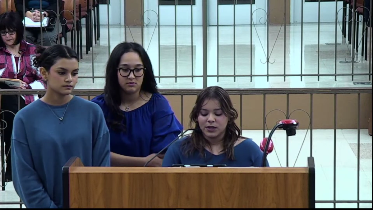 La Joya students speak against consolidation, district responds ...